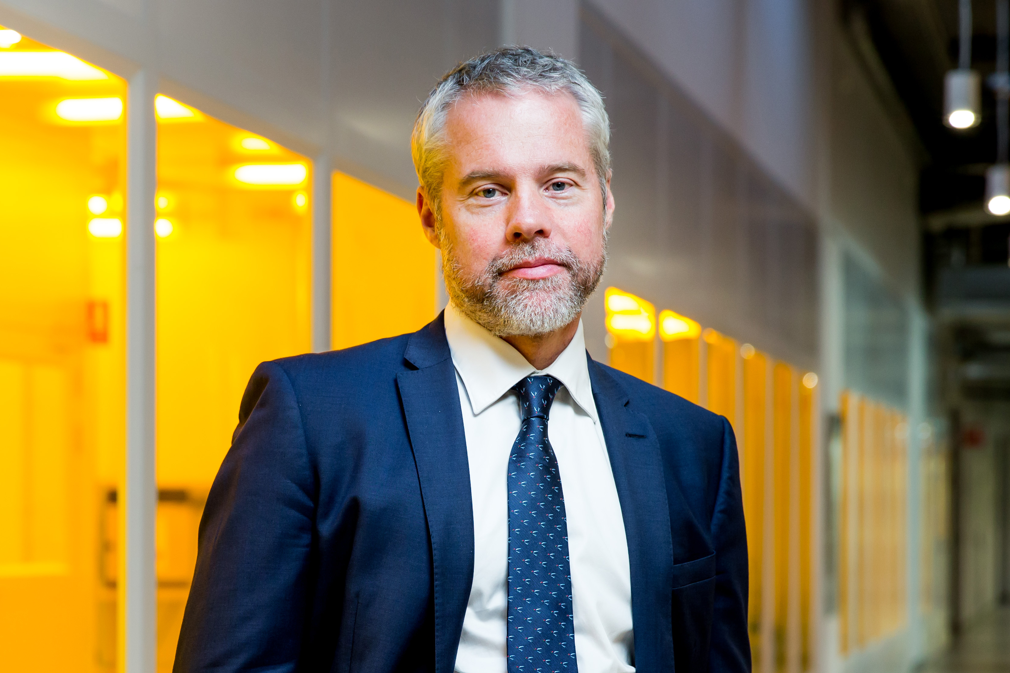 Harnessing light to revolutionise communication - Australia Innovates ...